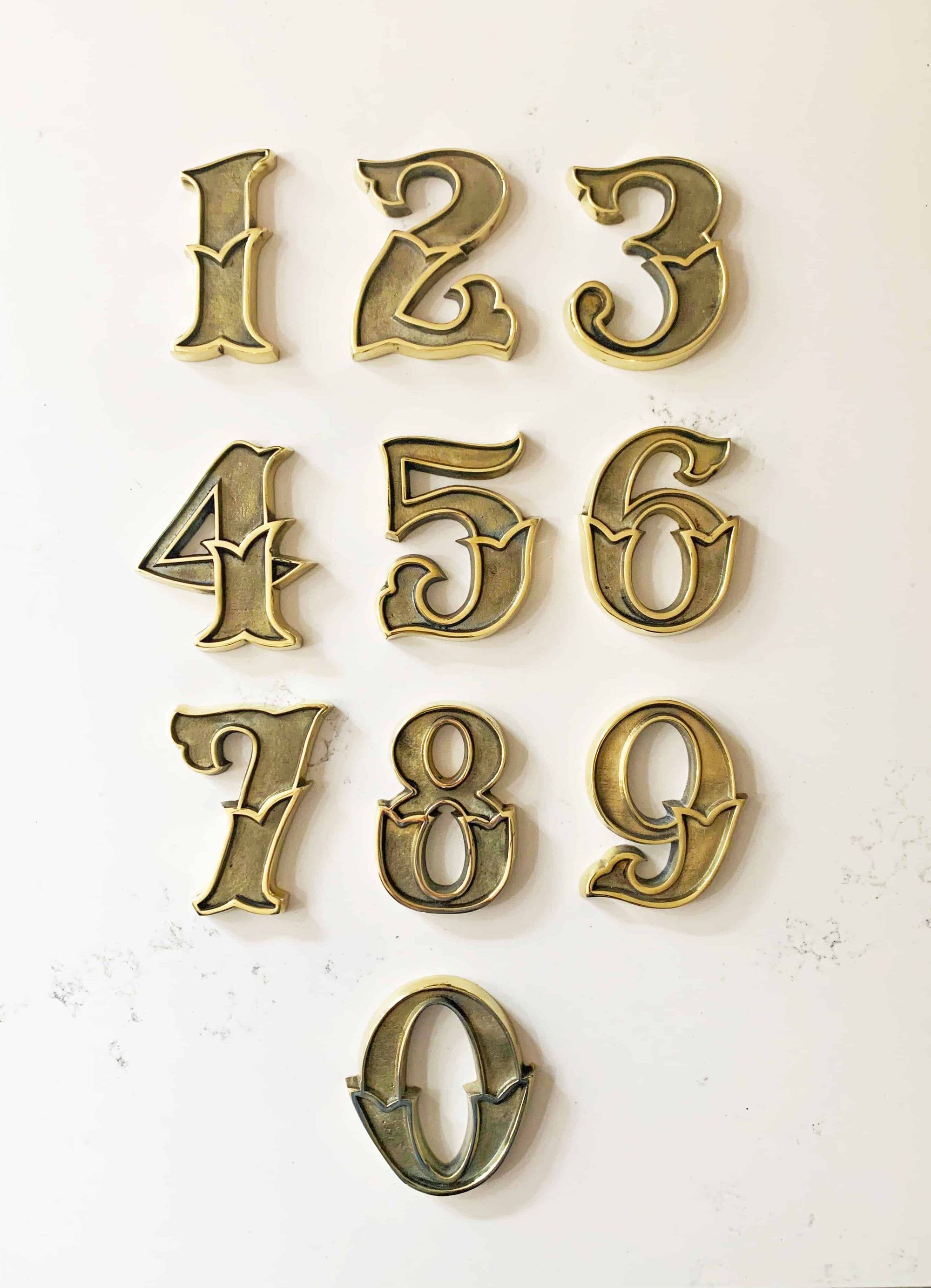 Apex House Numbers – Hera Ray